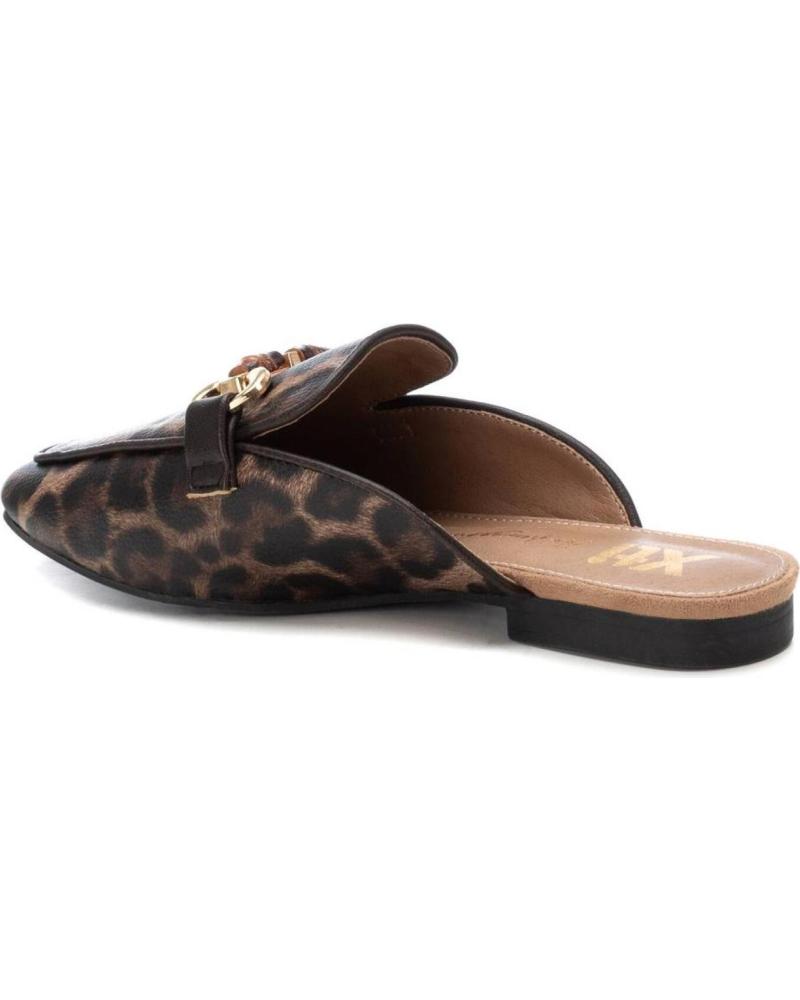 Zapatos De Mujer XTI 144595 TAUPE